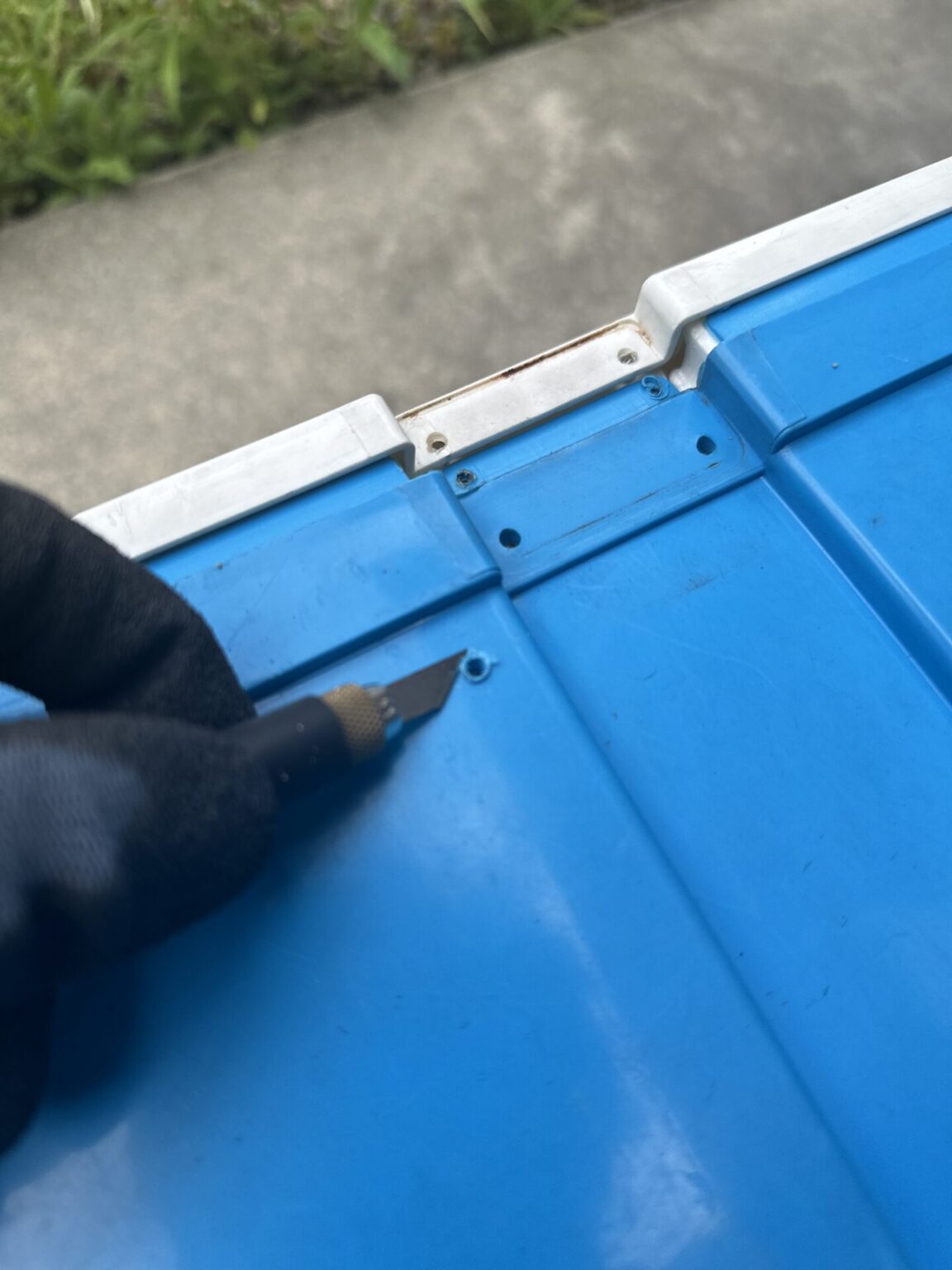 【必見】古くてダサいクーラーボックスを塗装リメイク！手順と費用をご紹介 | TSURI TECH